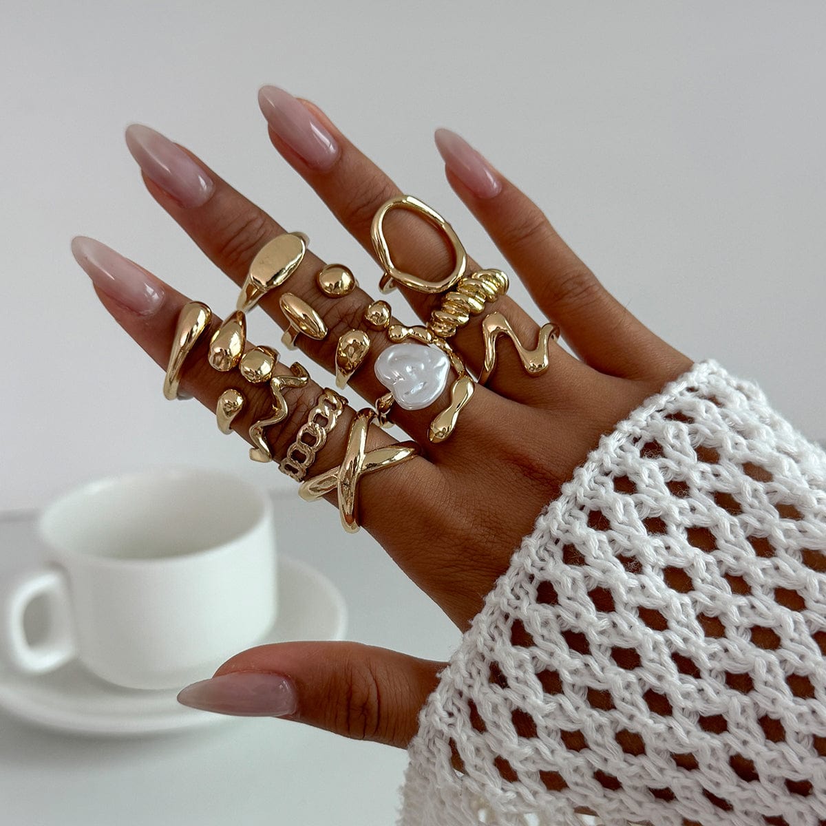 Stylish 12pcs Waterdrop Hollow Curved Ring Set – ArtGalleryZen